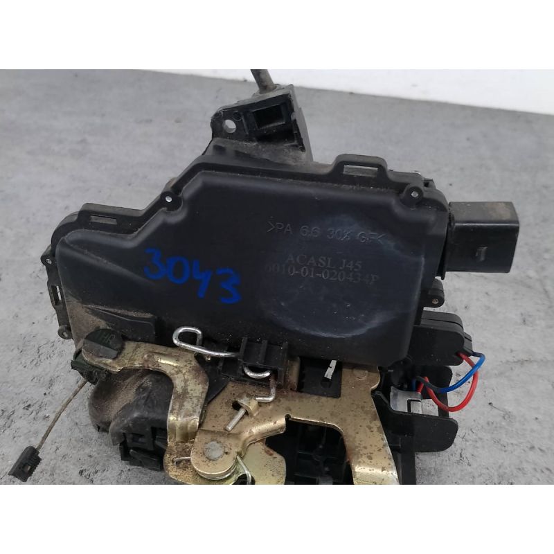 ZAMEK DRZWI PRAWY TYŁ SKODA SUPERB I 2.5 TDI 155KM 2.5 TDI 2003 6010-01-020434P LF7T 155 3043 ...