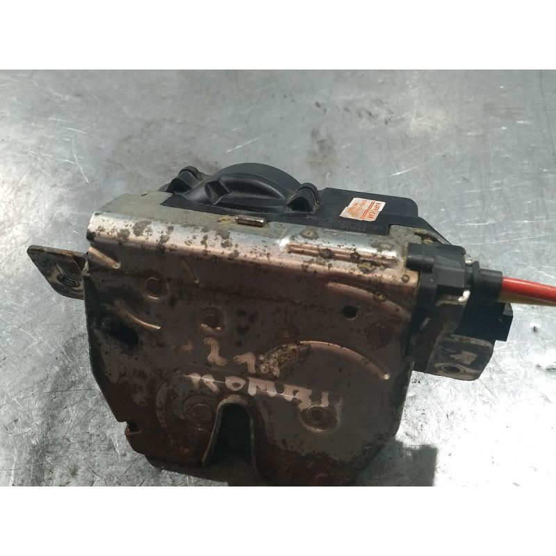 ZAMEK KLAPY MERCEDES-BENZ W211 2.7 CDI 2004 A2117400036 1 used parts ...